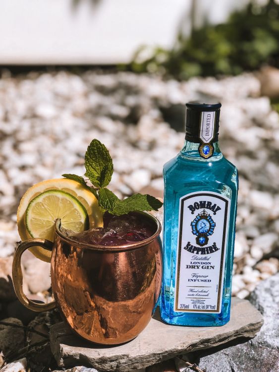 Bombay Sapphire generated 5.50% engagement from 9 creator posts.