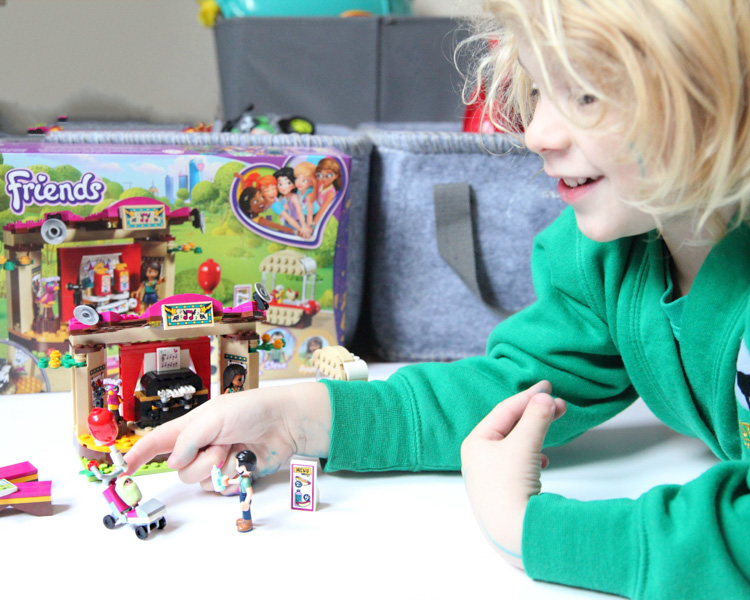 Lego used influencers to generate 331 posts reaching over 6m followers